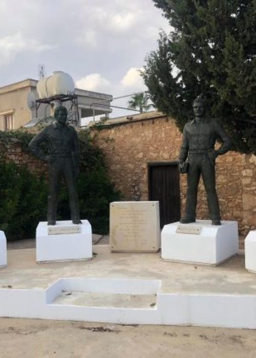 Οι ήρωες του Αχυρώνα, Λιοπέτρι, Αμμόχωστος - Digital Glyptotheque